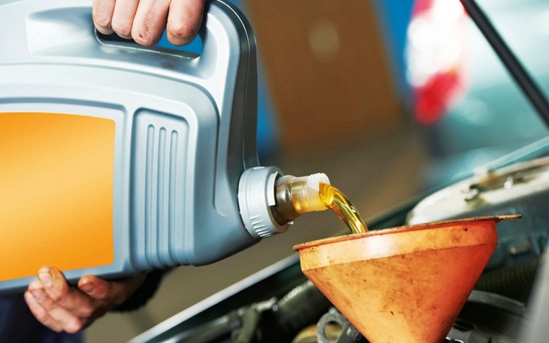 Discover What to do if the car loses oil check this article